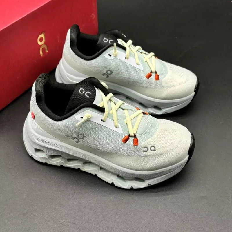 Real ON SHOES