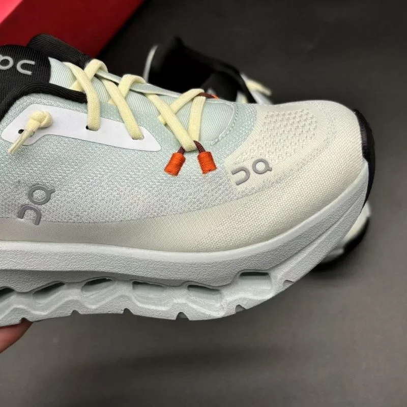 Real ON SHOES