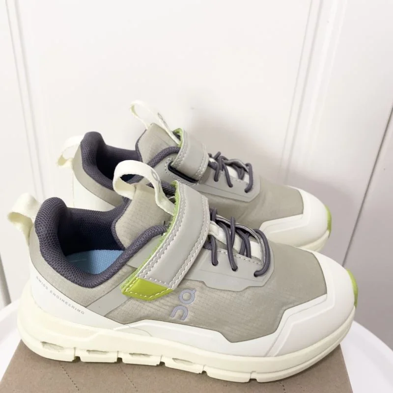 Brand-authenticated ON SHOES