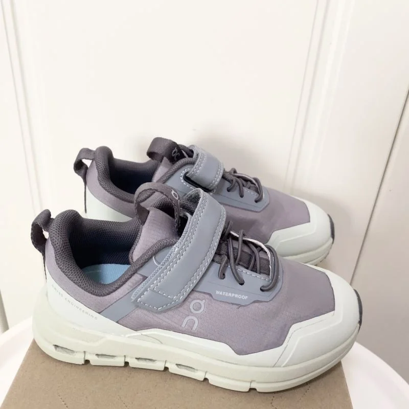 Brand-authenticated ON SHOES