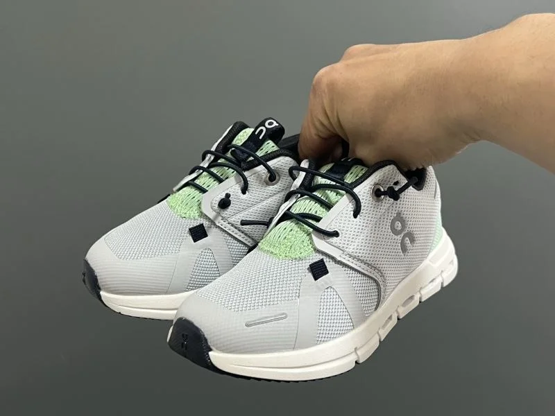 Top mirror ON SHOES