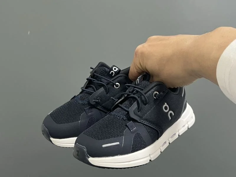 Top mirror ON SHOES