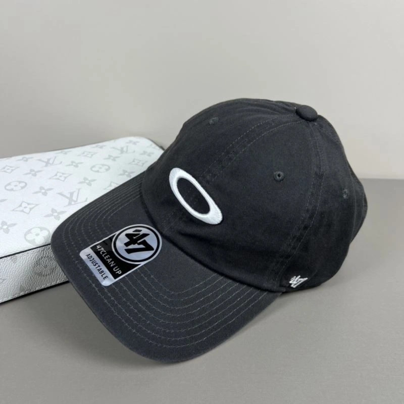 Discounted Oakley Caps