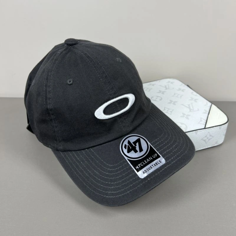 Discounted Oakley Caps