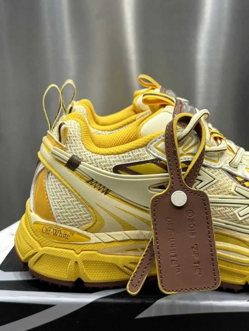 Accurate model Off White Shoes
