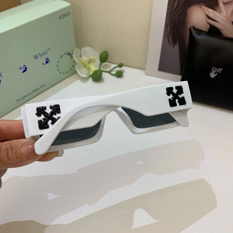 Bargain Off White Sunglasses