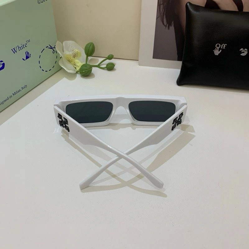 Bargain Off White Sunglasses