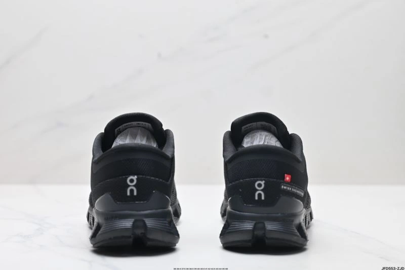 Perfect replica On Running Shoes