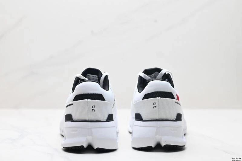 Top mirror On Running Shoes