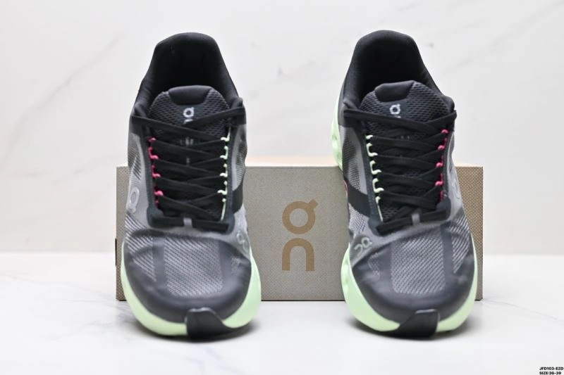 High fidelity On Running Shoes