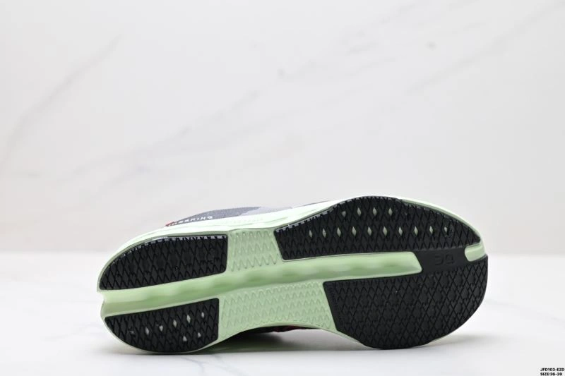 High fidelity On Running Shoes