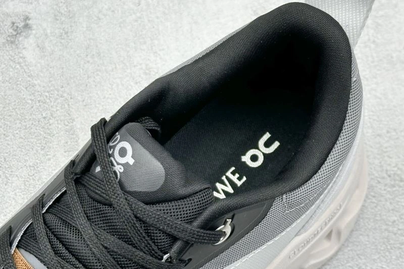 Perfect replica On Running Shoes