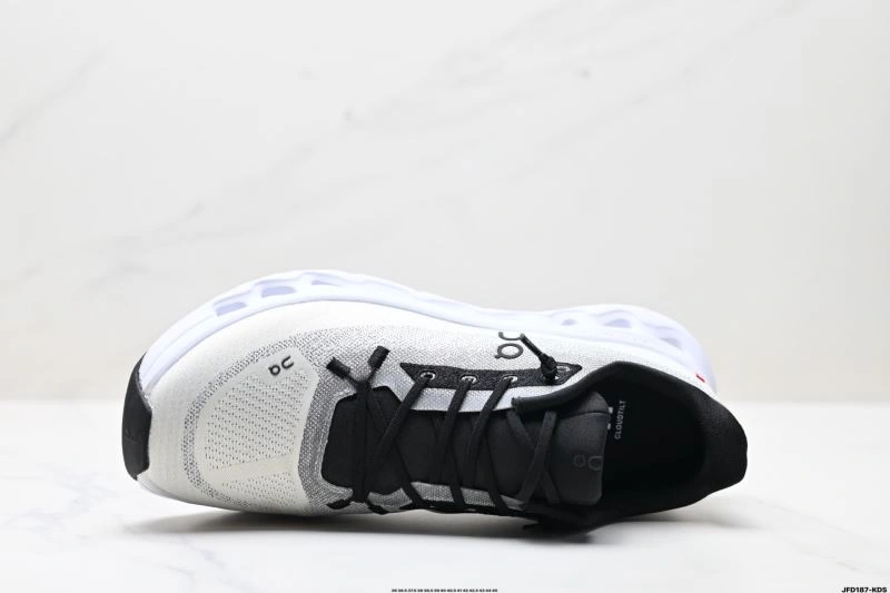 Low-cost On Running Shoes
