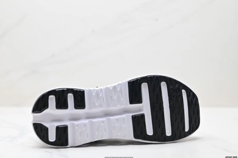 Low-cost On Running Shoes