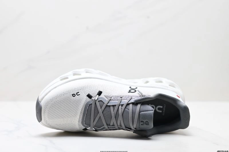 High fidelity On Running Shoes