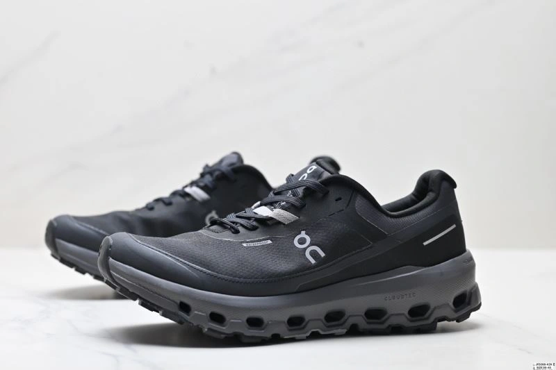 Accurate model On Running Shoes