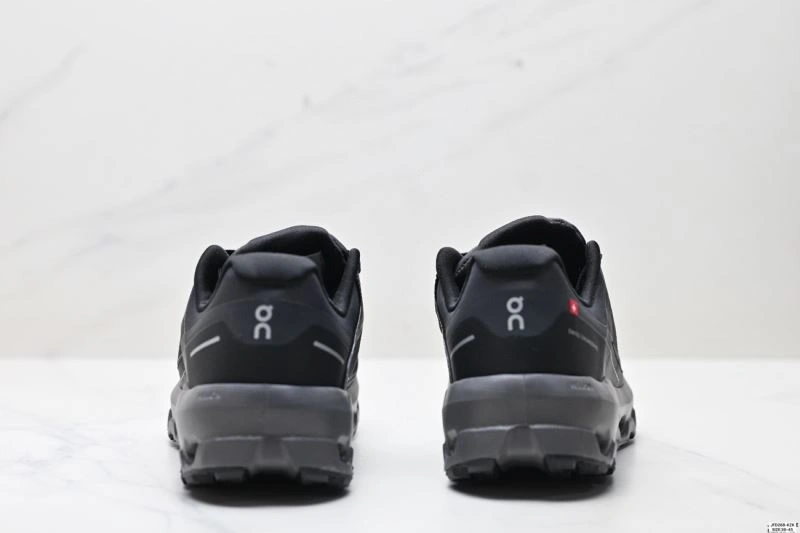 Accurate model On Running Shoes