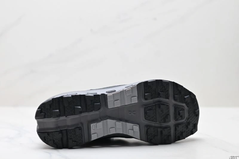 Accurate model On Running Shoes