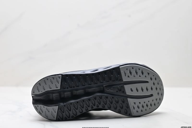 Brand-authenticated On Running Shoes