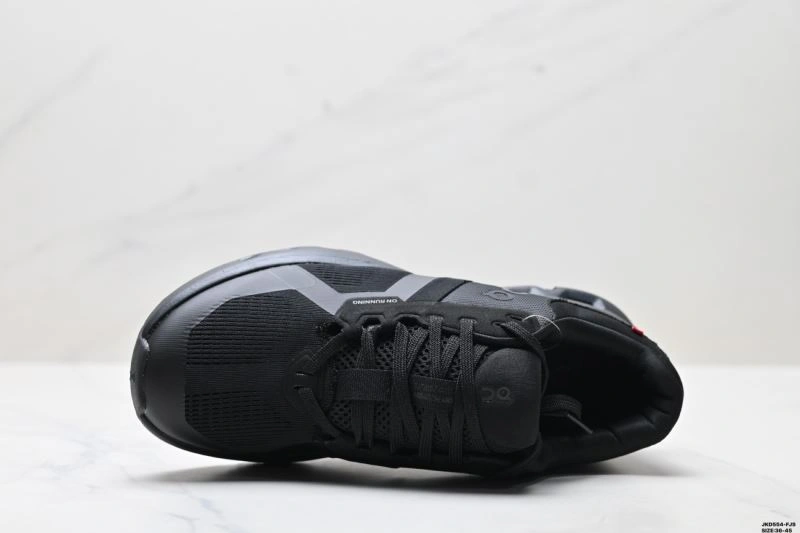 Mirror quality On Running Shoes