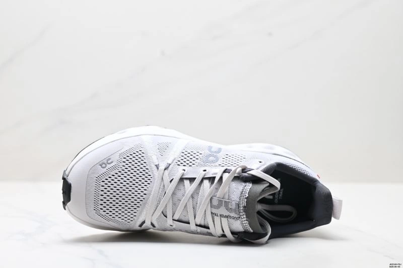 Top mirror On Running Shoes