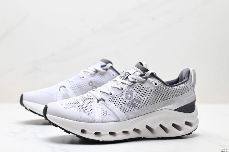 Top mirror On Running Shoes