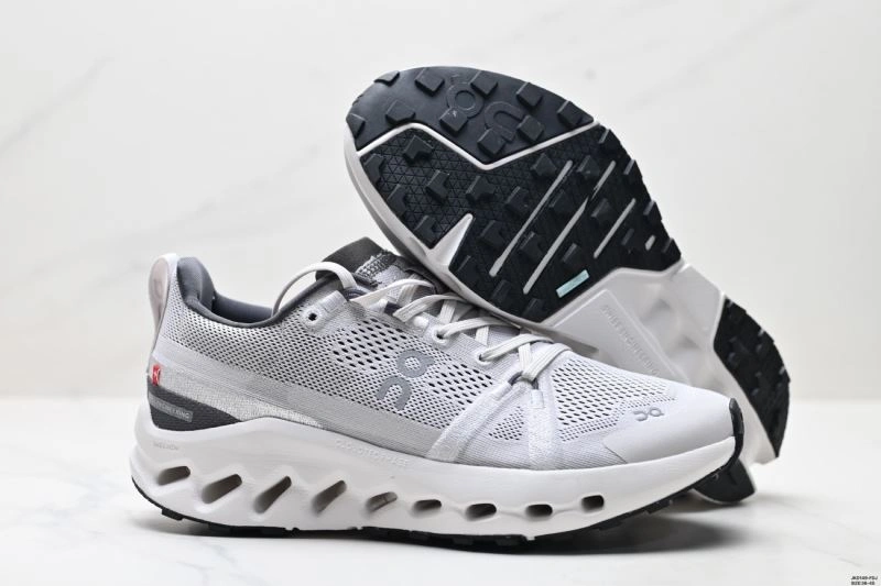 Top mirror On Running Shoes