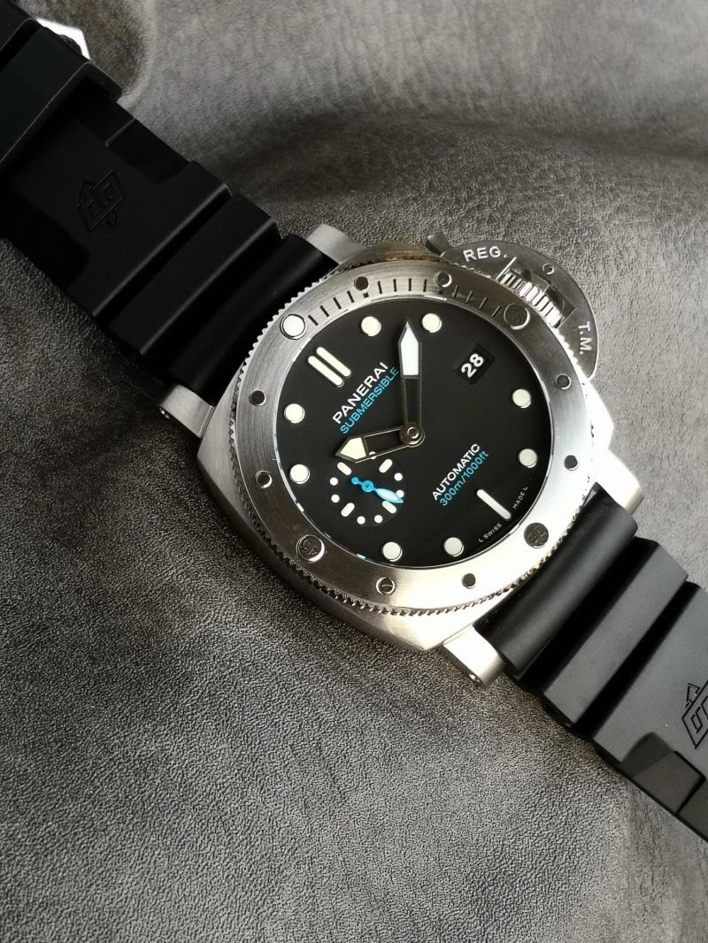Official PANERAI Watches