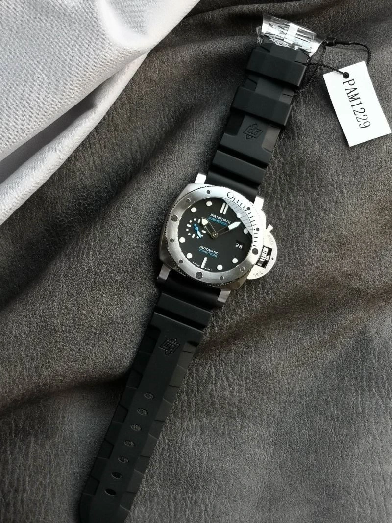 Official PANERAI Watches