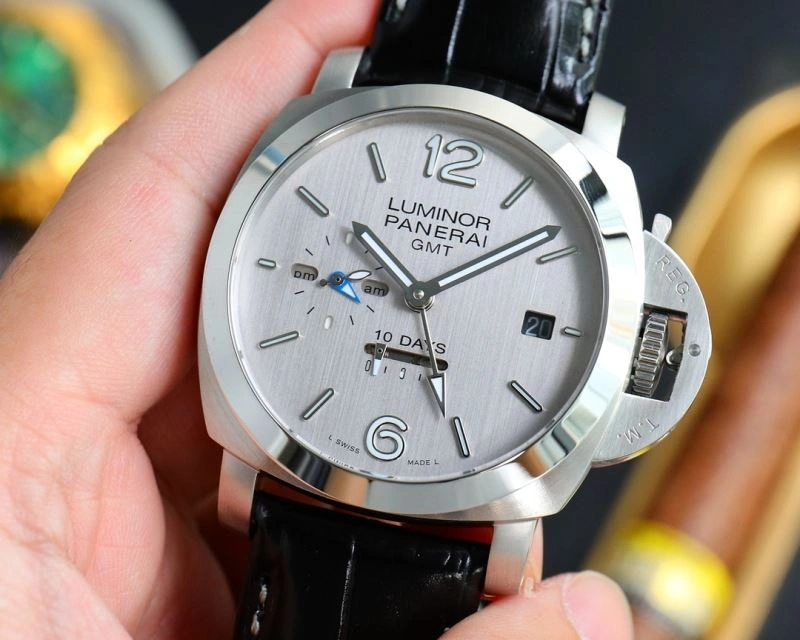 Exact replica PANERAI Watches