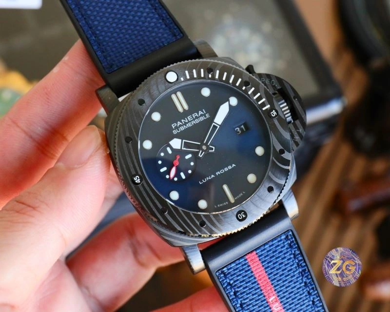 Top mirror PANERAI Watches