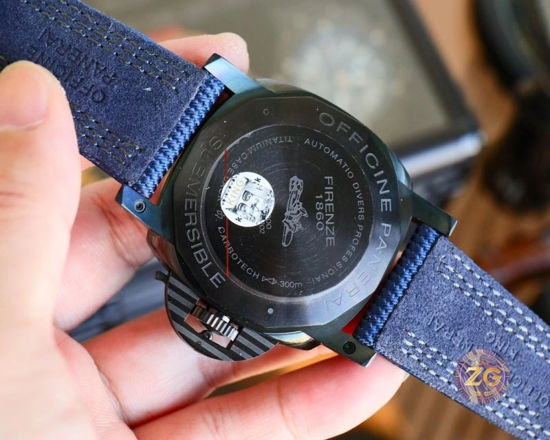 Top mirror PANERAI Watches