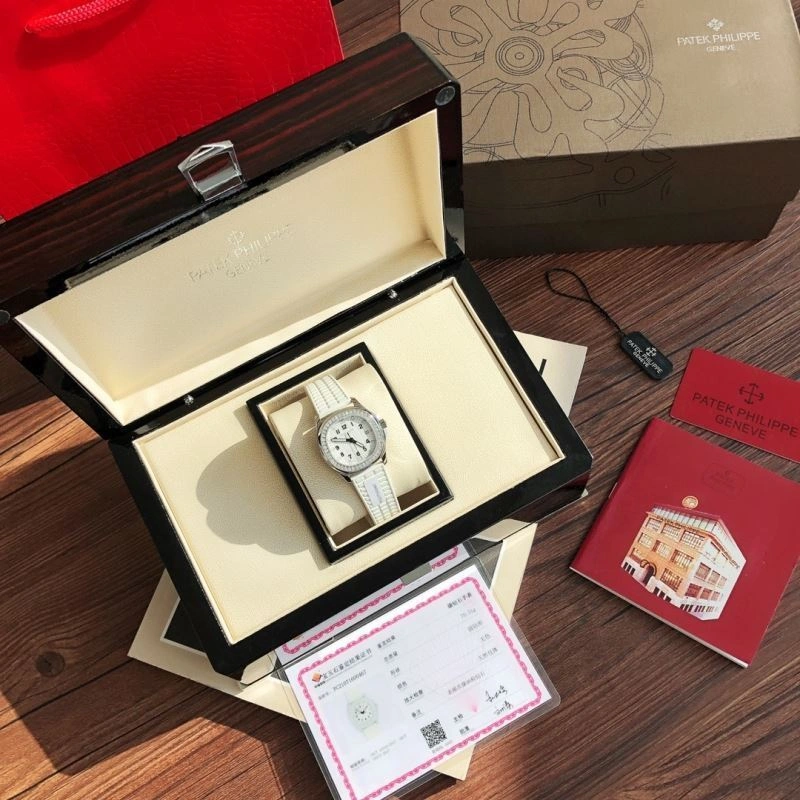 Bargain PATEK PHILIPPE Watches