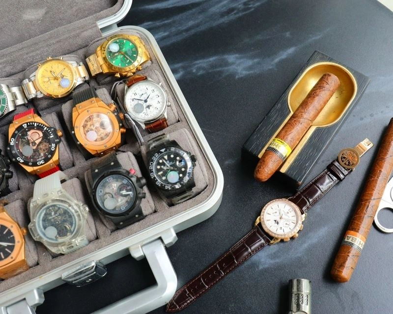 PATEK PHILIPPE Watches