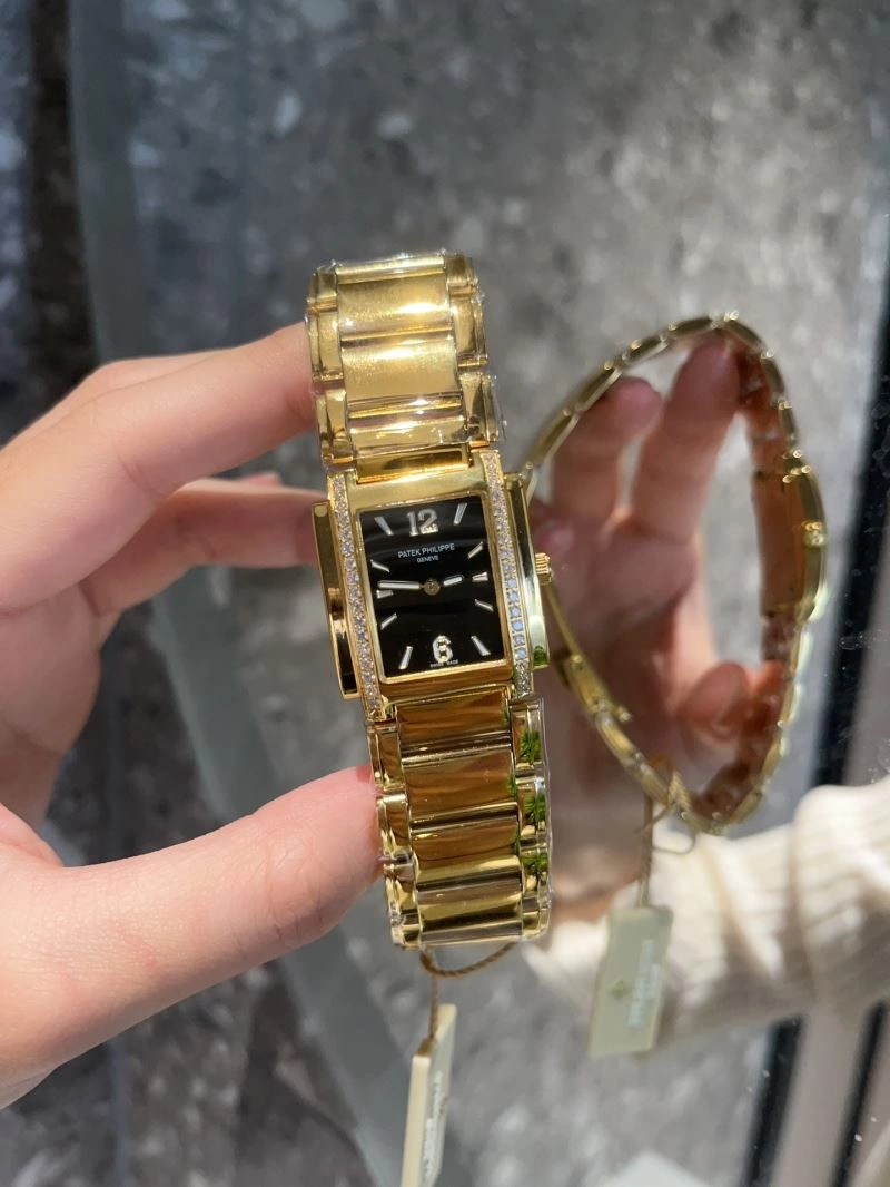 Bargain PATEK PHILIPPE Watches