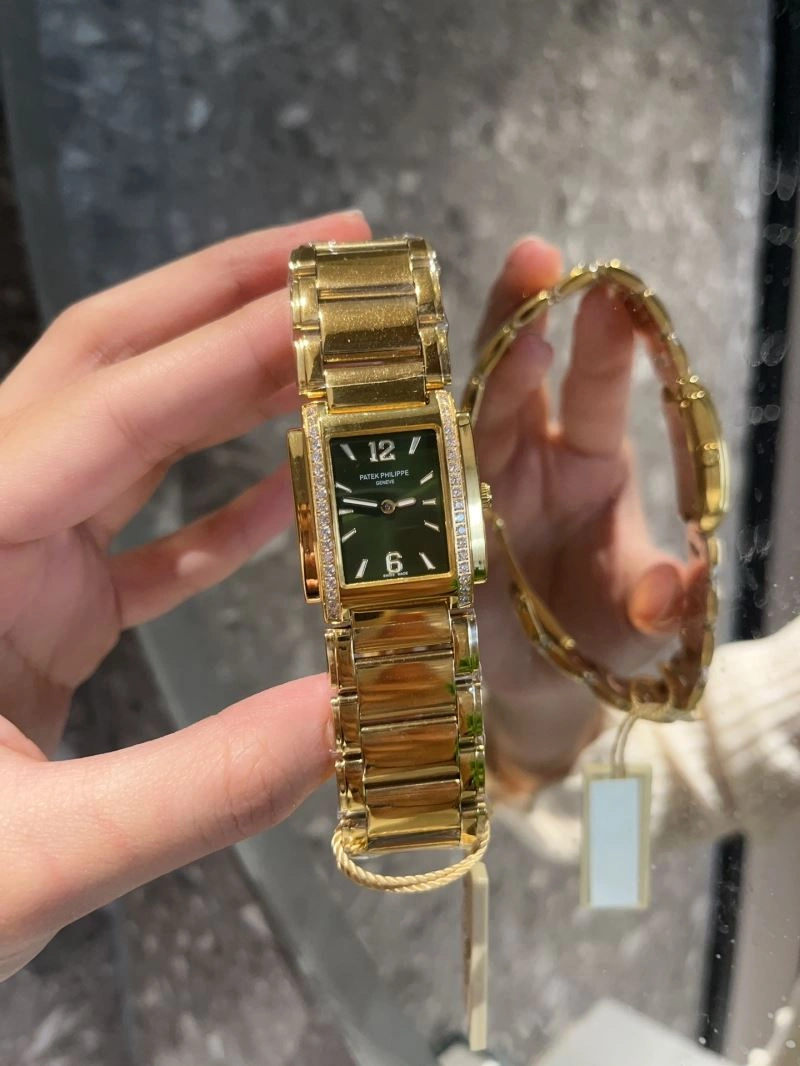 Bargain PATEK PHILIPPE Watches