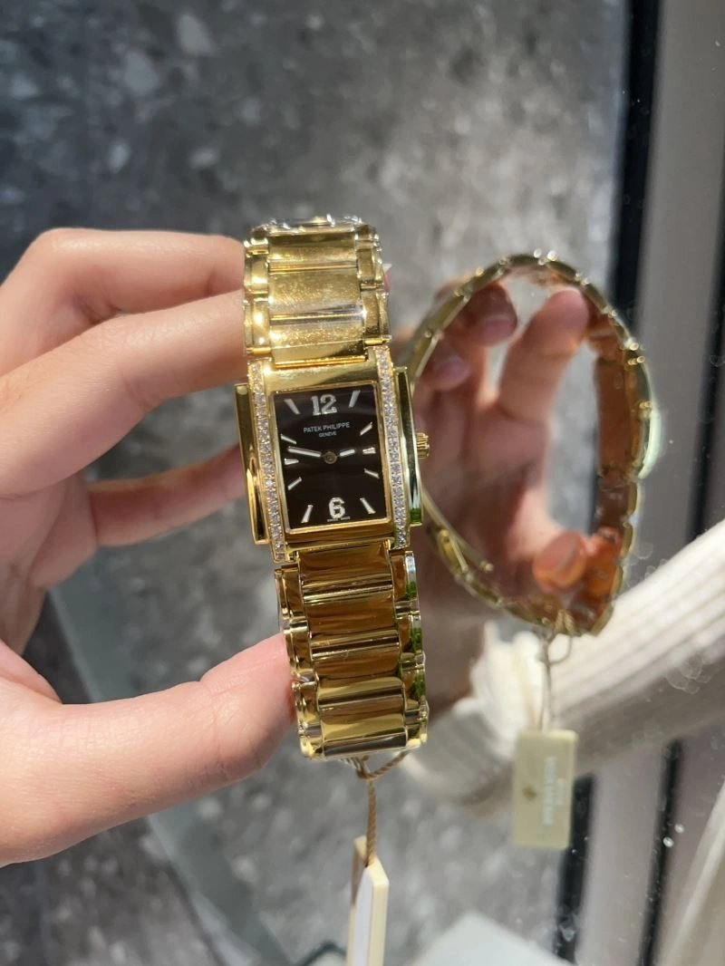 Bargain PATEK PHILIPPE Watches