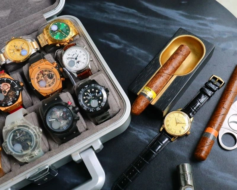 PATEK PHILIPPE Watches