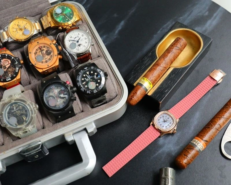PATEK PHILIPPE Watches