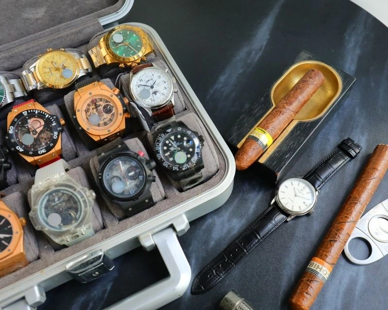 PATEK PHILIPPE Watches