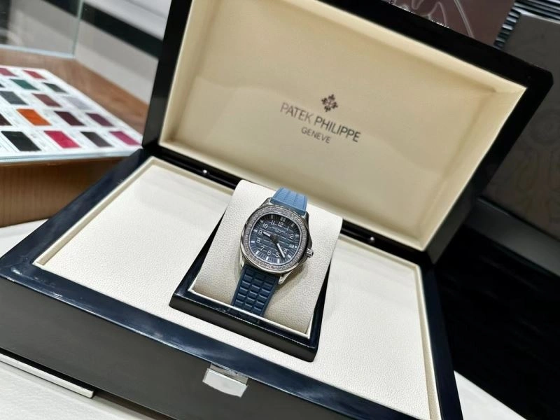 Bargain PATEK PHILIPPE Watches
