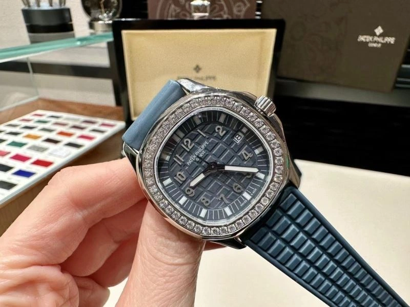 Bargain PATEK PHILIPPE Watches