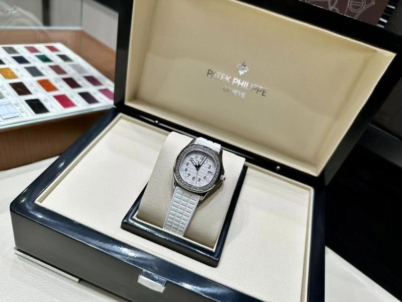 Accurate model PATEK PHILIPPE Watches