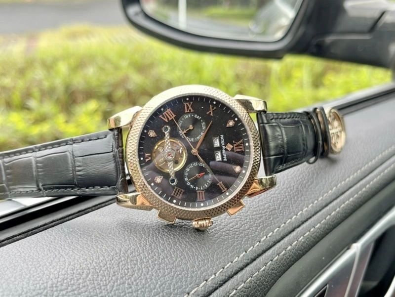 Indistinguishable PATEK PHILIPPE Watches