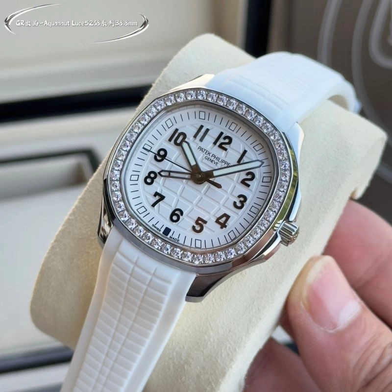 PATEK PHILIPPE Watches