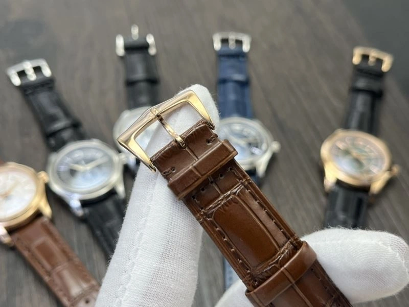 Top mirror PATEK PHILIPPE Watches