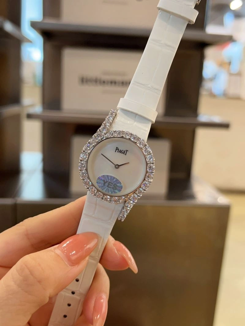 Low-cost PIAGET Watches