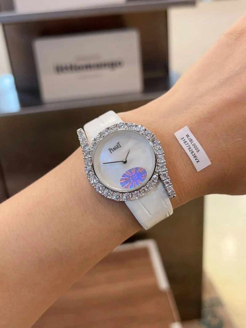 Low-cost PIAGET Watches