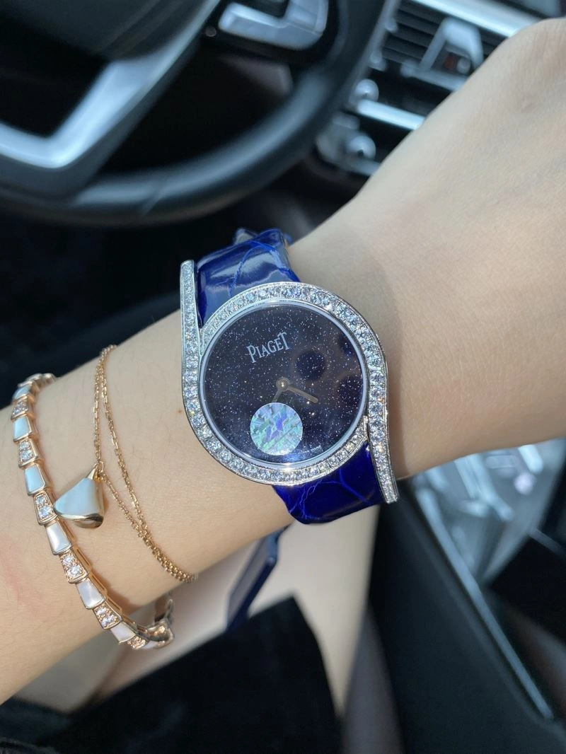 Low-cost PIAGET Watches