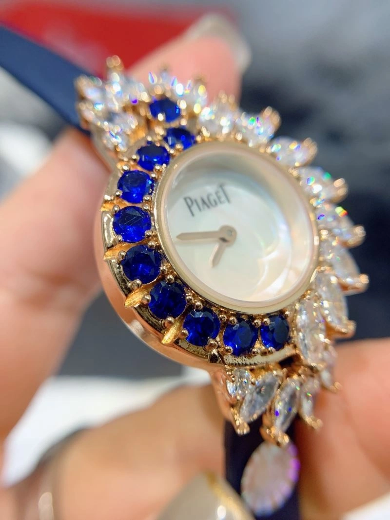 Low-cost PIAGET Watches